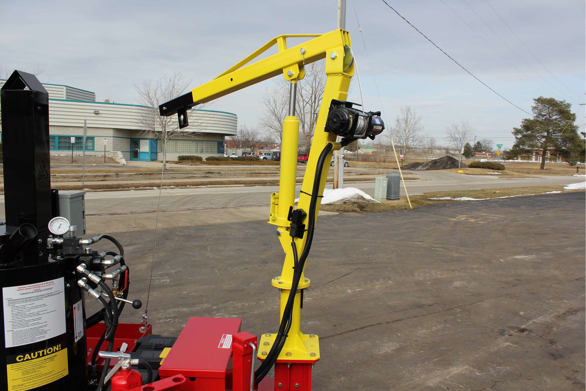 Hoist with Electric 12v Winch - Falcon Asphalt Repair Equipment