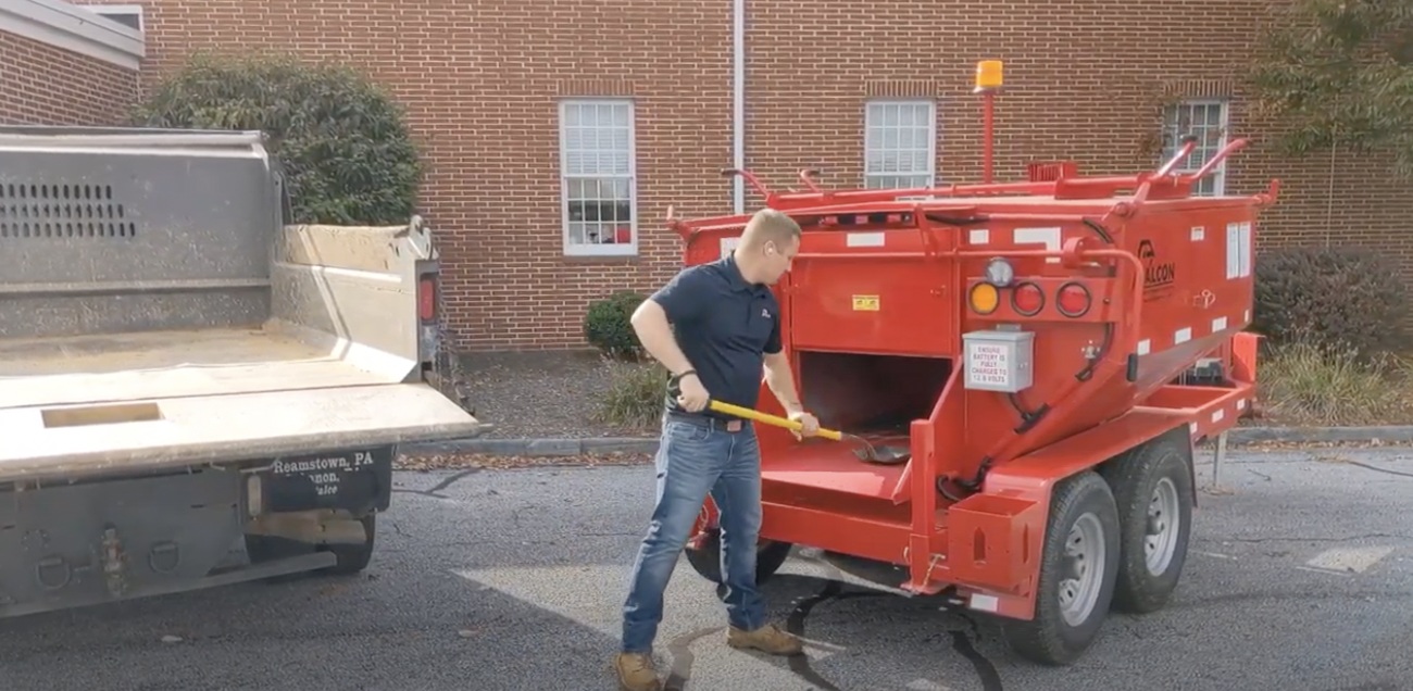 How Does an Asphalt Hot Box Work?